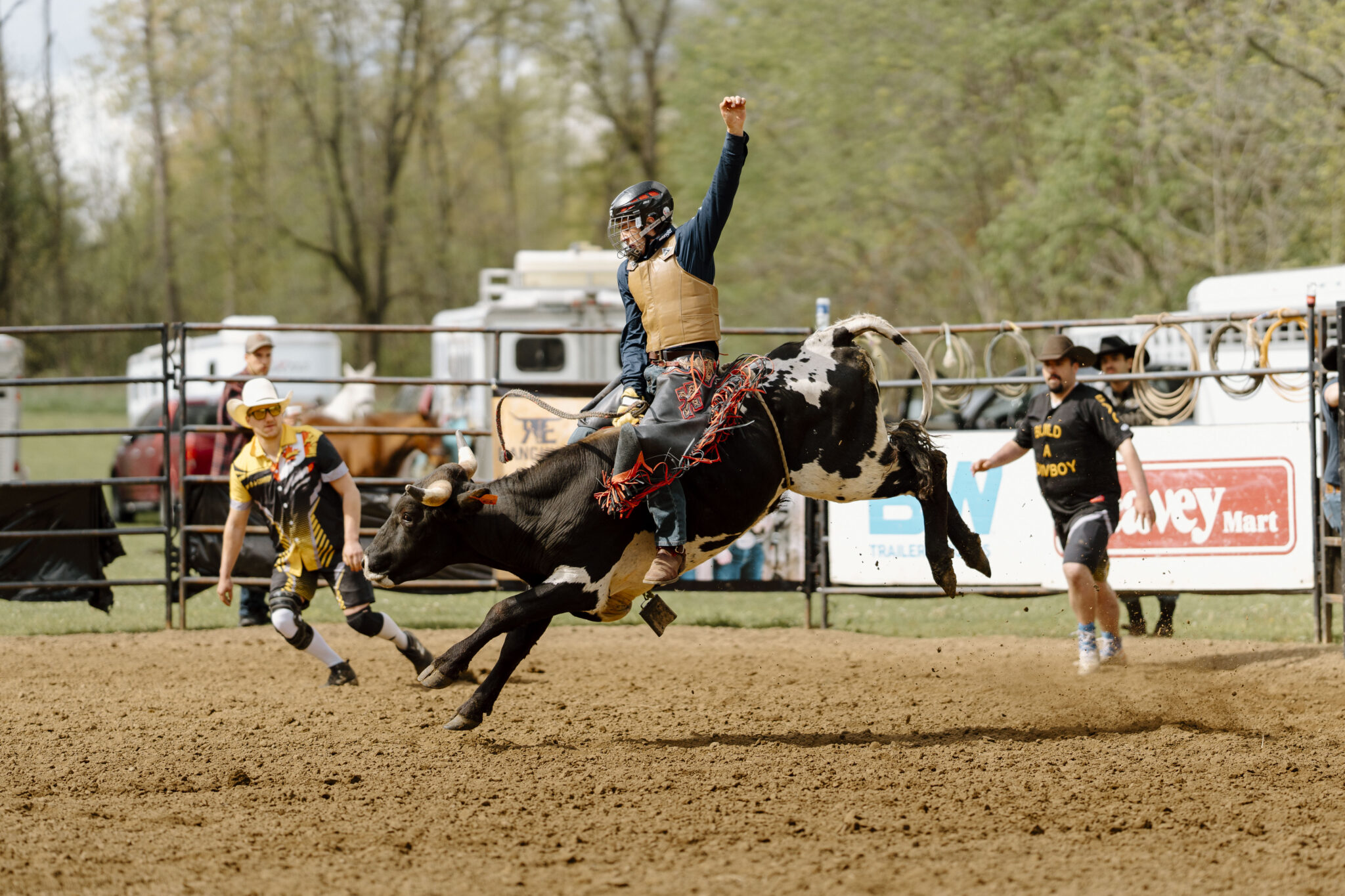 Build A Cowboy Rodeo School – Ohsweken, Ontario | seafindphotography.com